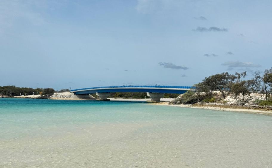 | Eiffage Métal inaugure le pont de Lekiny à Ouvéa, en Nouvelle-Calédonie